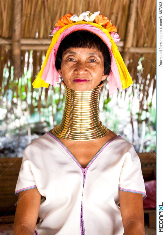 Long neck necklace store